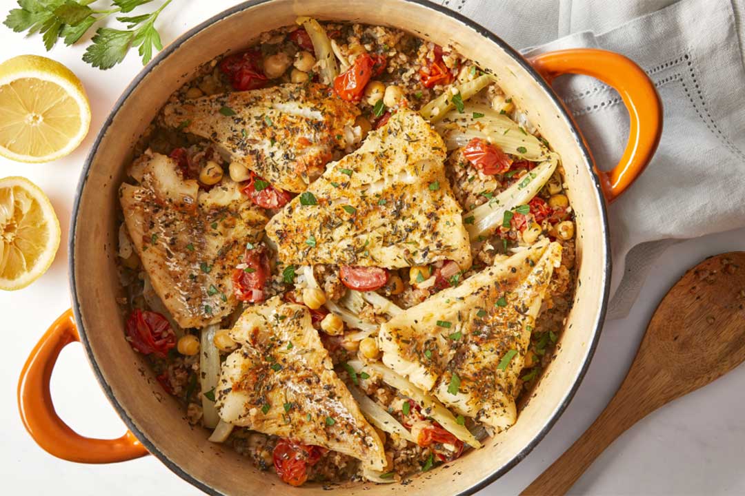 One-Pot Spanish Cod with Bulgur and Chickpeas - Mazola® Oils