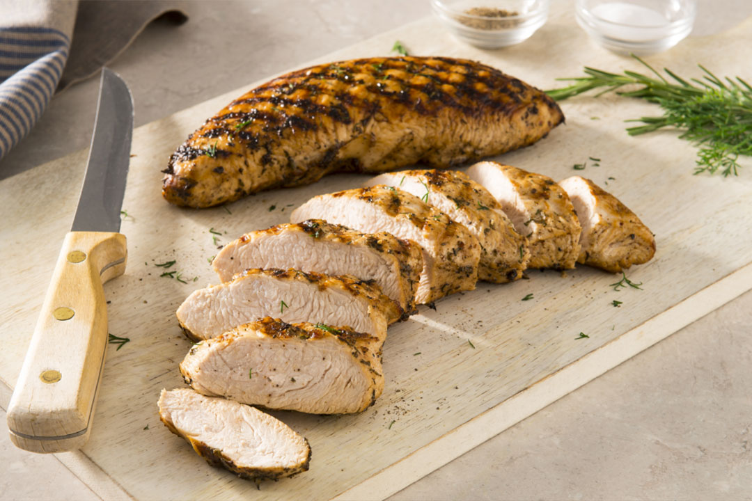 Turkey Fillets with Fresh Herbs - Mazola® Oils
